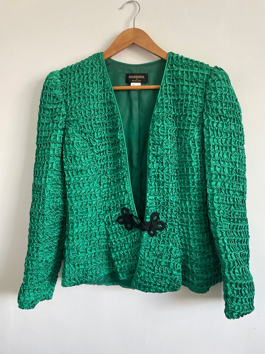 Vintage Collage by Simon Ellis Emerald Green Ruched Satin Style Blazer ...