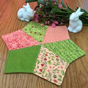 Quilted Candle Mat, Green & Pink Mug Rug, Star Shaped Table Topper ...