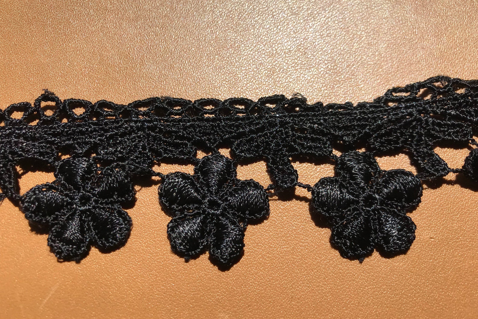 10 Yard Lot, 1 1/4" Lace Trim, Black Venice Lace Trim, 1 Scalloped Edge ...