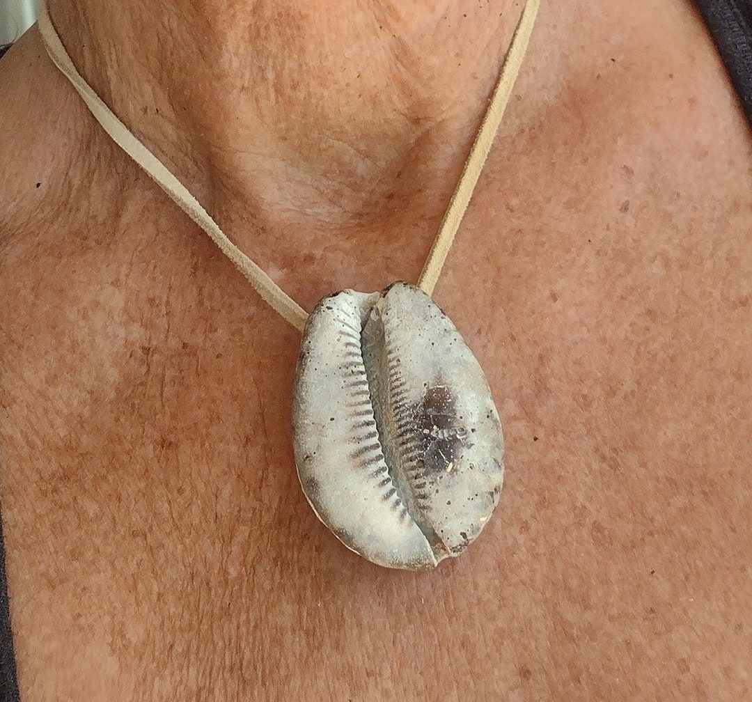 Cowrie Shell Pendant, Large Cowrie Shell Necklace, Shell Necklace,large ...
