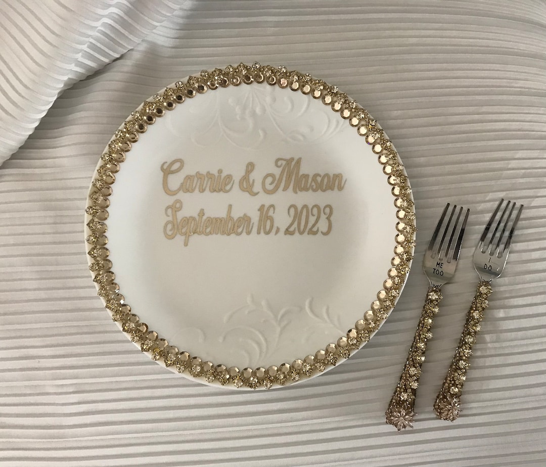 Gold Cake Plate, Cake Plate, Bride and Grooms First Piece of Cake. Cake ...