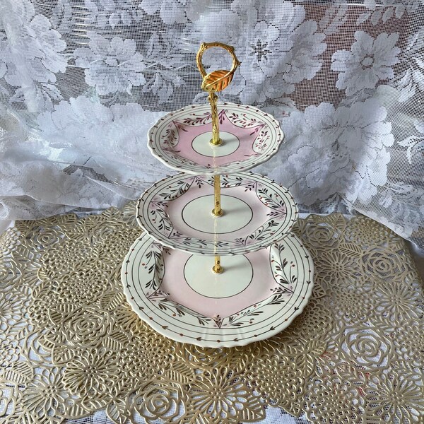 China Cake Stand - Etsy