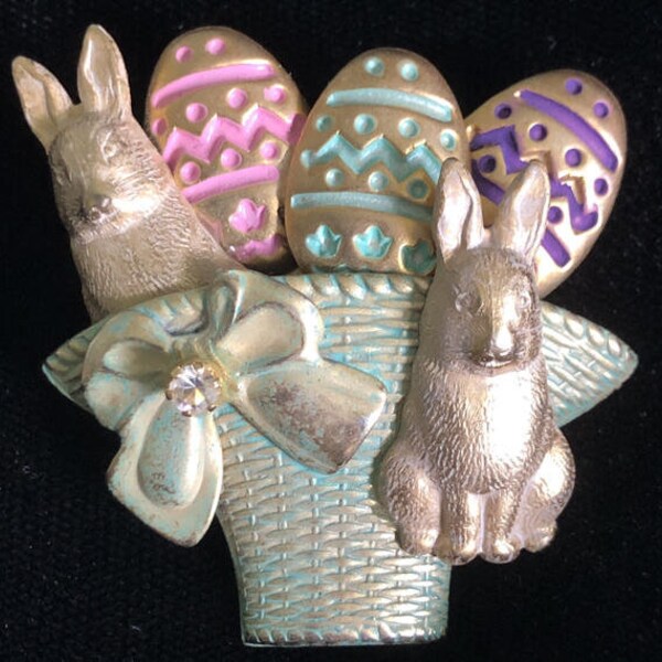 Easter Egg Brooch - Etsy