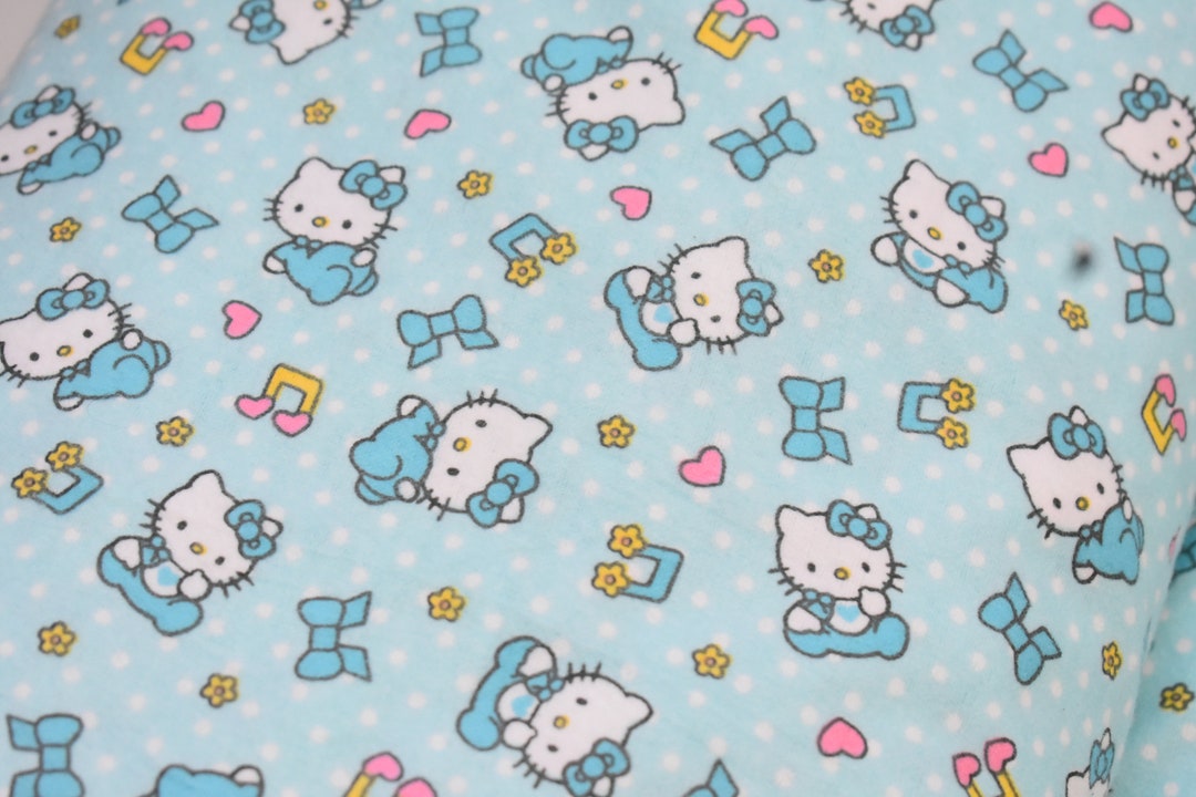 10 YARDS! Sanrio Hello Kitty Fleece Fabric "baby Tunes" on the Bolt ...