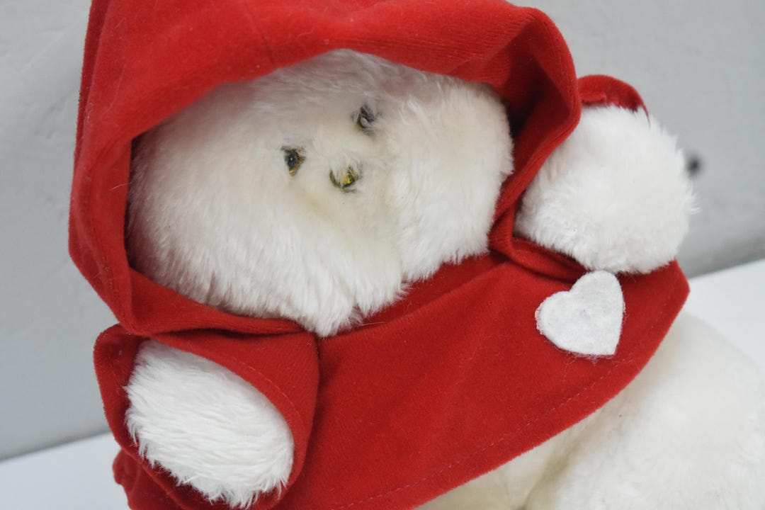 1984 Chubbles Red Cloak Plush Toy- Ewok / Gremlin / Partial Noise and ...