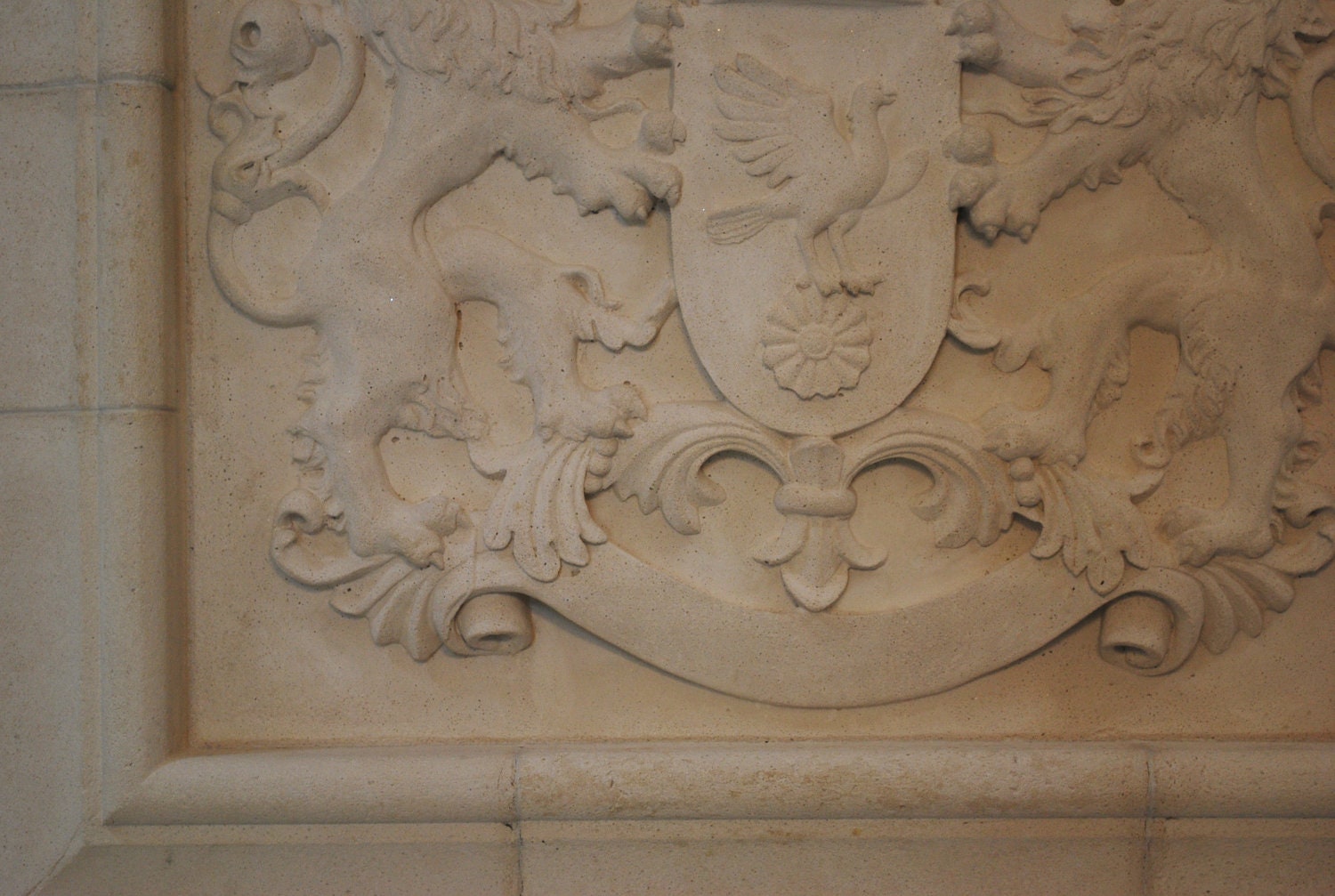 Cast Stone Royal Crest Wall Plaque Decor - Etsy