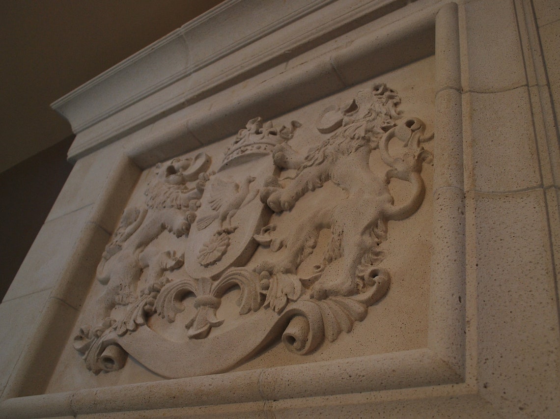 Cast Stone Royal Crest Wall Plaque Decor - Etsy