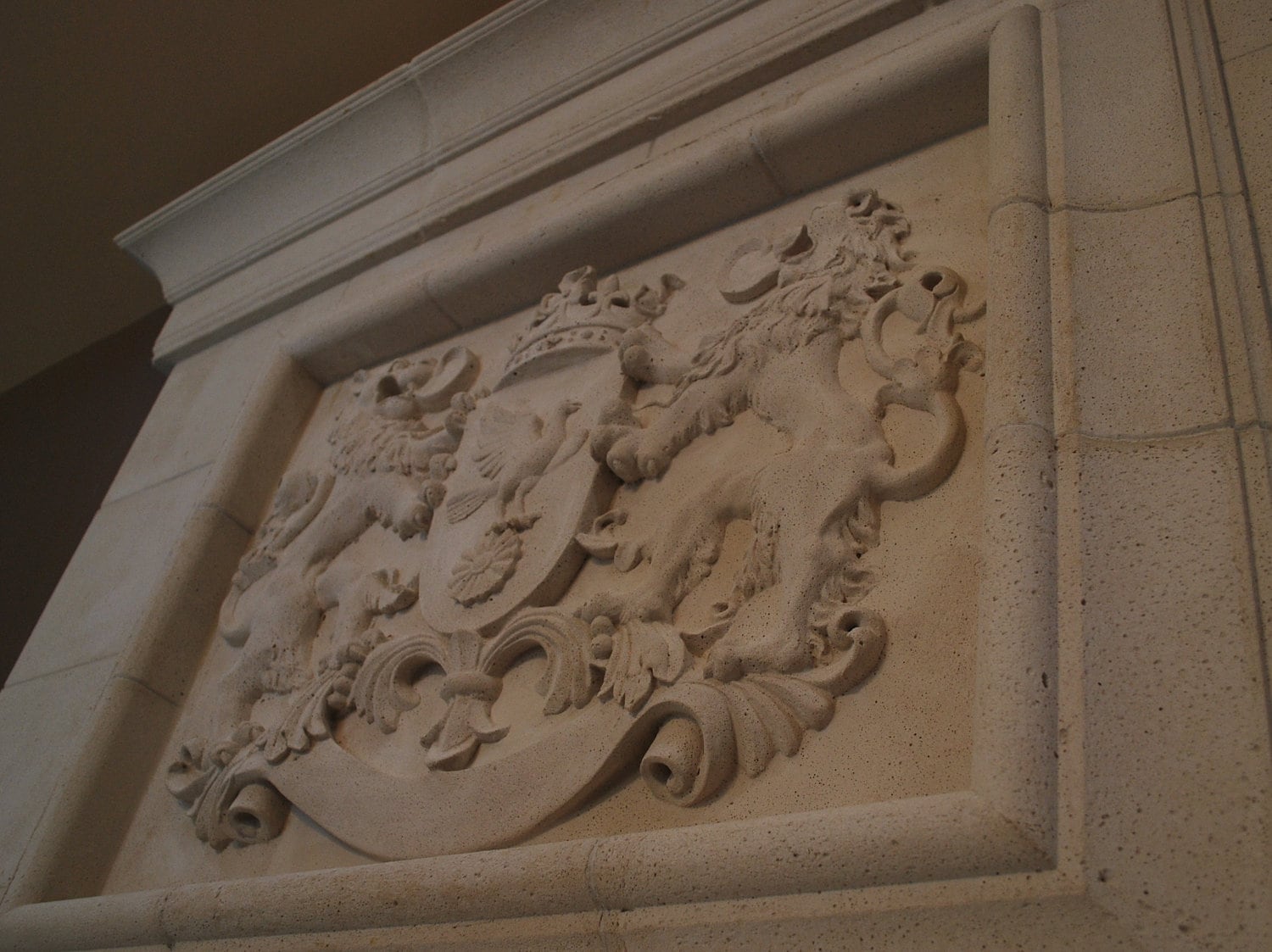 Cast Stone Royal Crest Wall Plaque Decor - Etsy