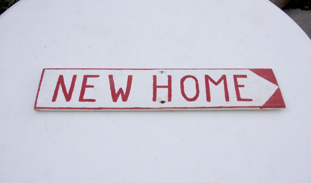 New Home Vintage Directional Wood Sign Hand Painted in Red - Etsy