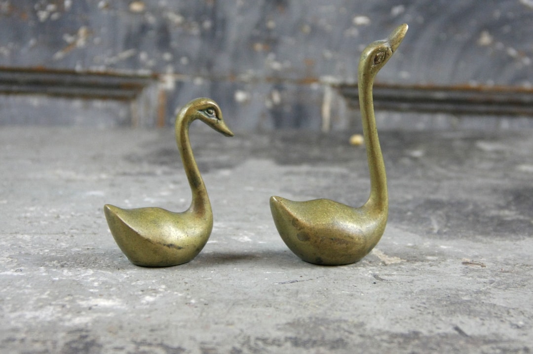 Two Brass Swans, Mid Century Modern, Vintage - Etsy