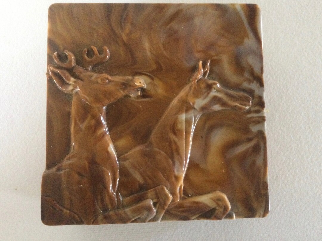 Art Deco HICKOK 2 DEER Tan Marbleized Plastic or Bakelite Trinket ...