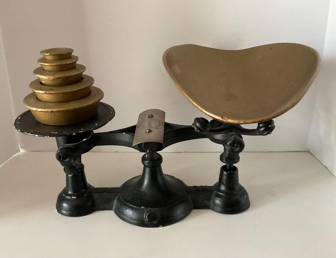 Antique Cast Iron Balance Scale W/ 5 Weights Country Store Americana No ...