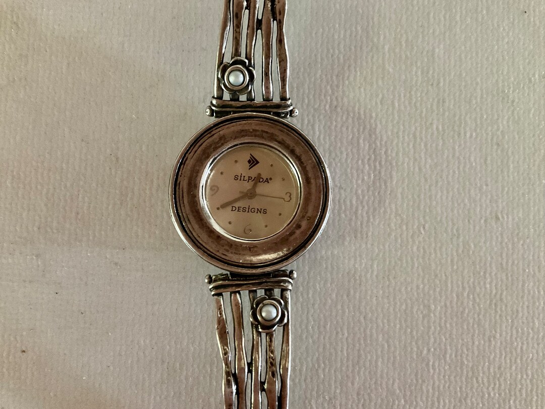 SILPADA 925 Sterling Ladies Modernist WATCH T1315 Round Hammered Panel ...