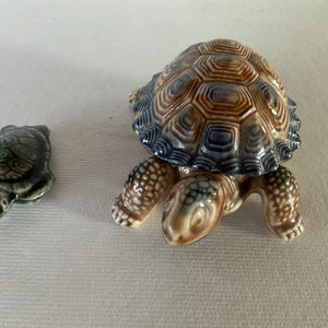 WADE Porcelain TURTLE 2pc Ashtray Miniature Figurine England Vintage - Etsy