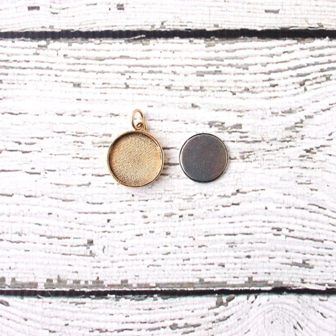 Medium Circle Embroidery Pendant Frame Kit, Embroidery Pendant and Tag ...