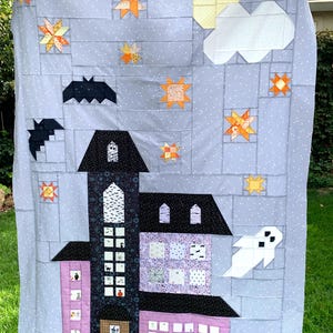Halloween Quilt Pattern Haunted House - Etsy