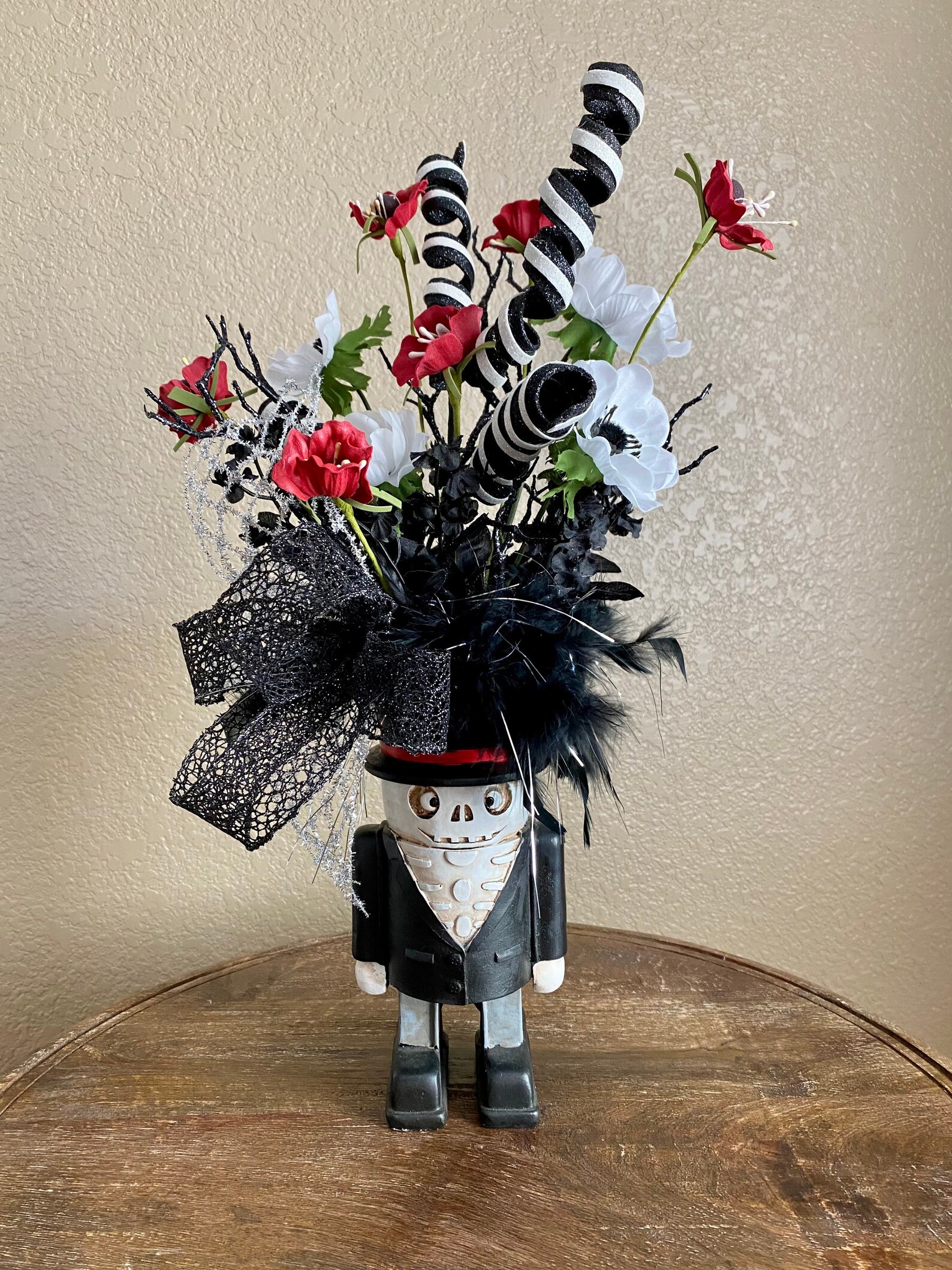 Skeleton Centerpiece Halloween Centerpiece Skeleton Floral - Etsy