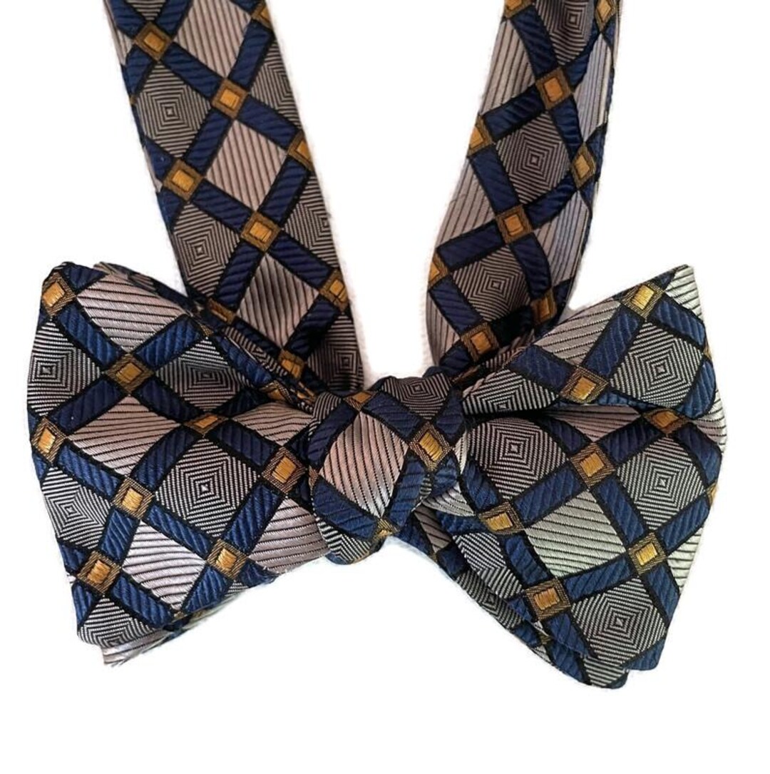 Silk Bowtie for Men - High Society - One-of-a-kind - Self-tie or Pre ...