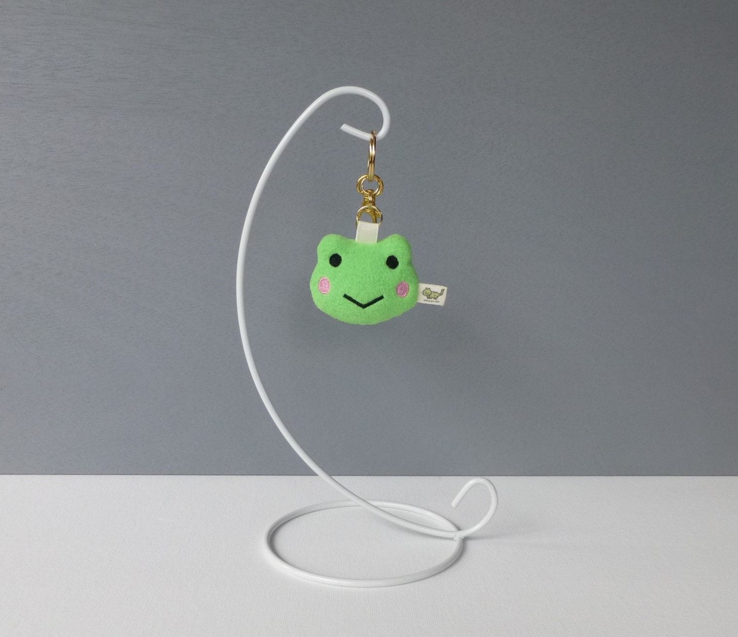 Frog Face Keychain - Bright Green V Mouth & Round Cheeks - Etsy