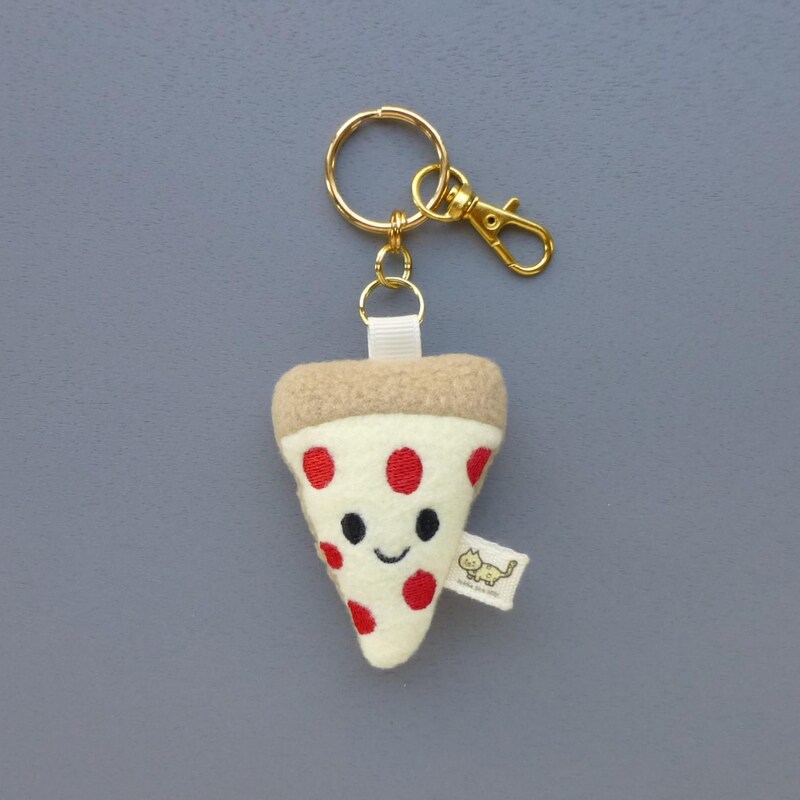 Pizza Keychain - Etsy