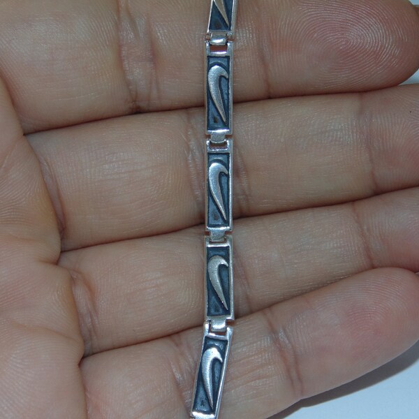 Nike Necklace - Etsy