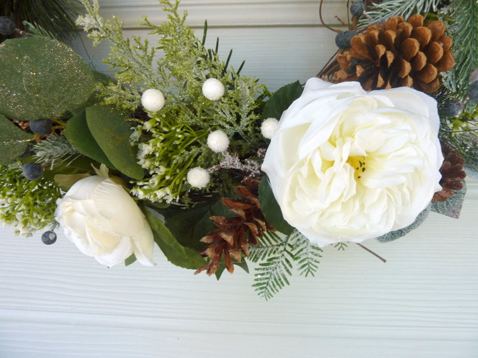 Rose and Pinecone Christmas Wreath Christmas Decorations | Etsy