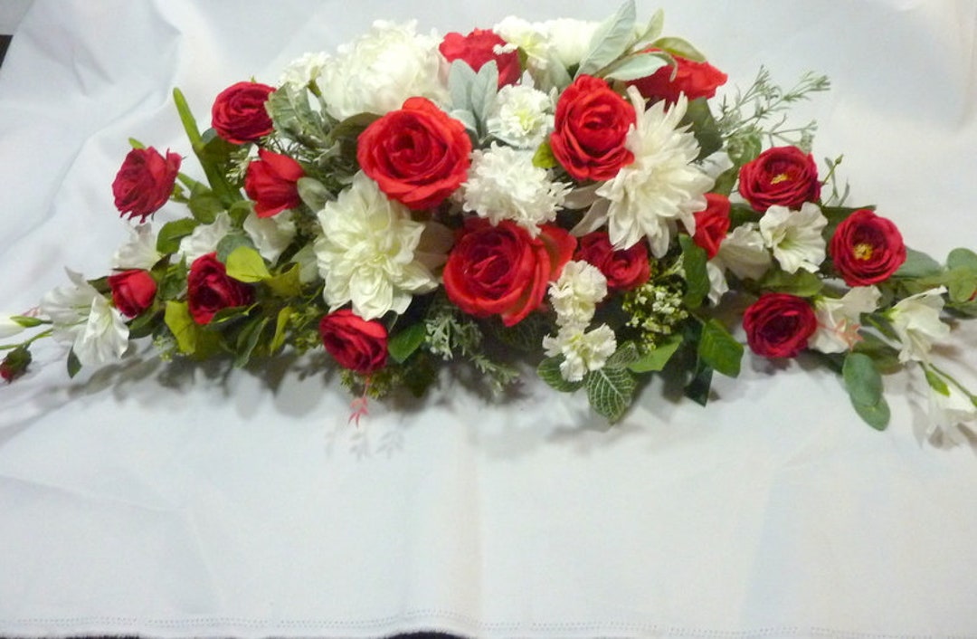 Wedding Head Table Centerpiece in Red and White - Etsy
