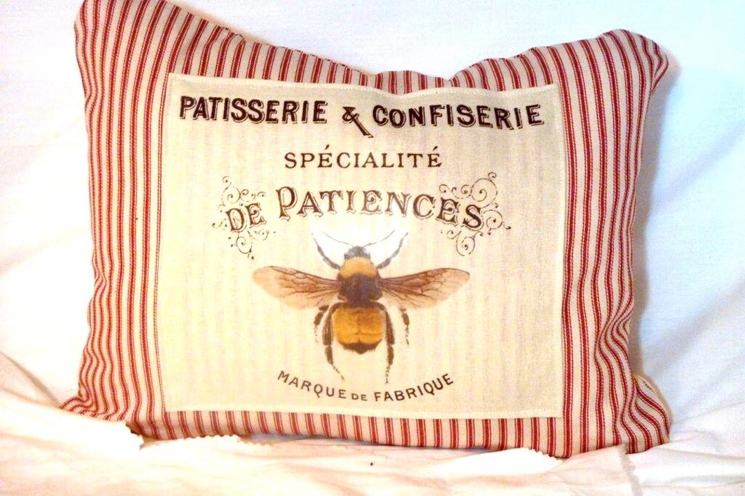 Bee Pillow Cover, French Country Decor - Etsy