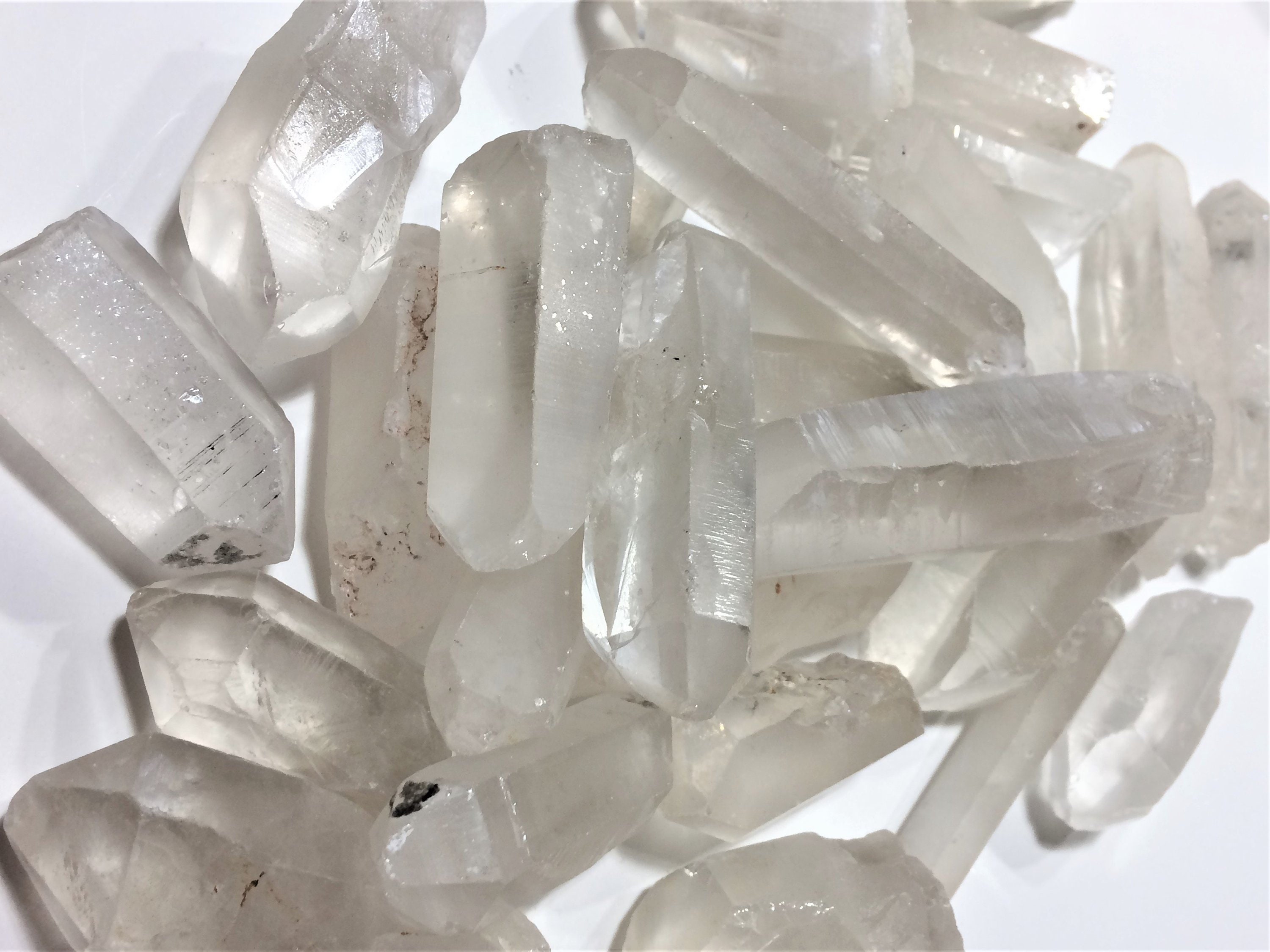 Bulk 1 Pound LARGE 2 3 Inch Quartz Crystal Points B Grade Wholesale Bulk 1 Pound LARGE 2 3 Inch Quartz Crystal Points B Grade Wholesale