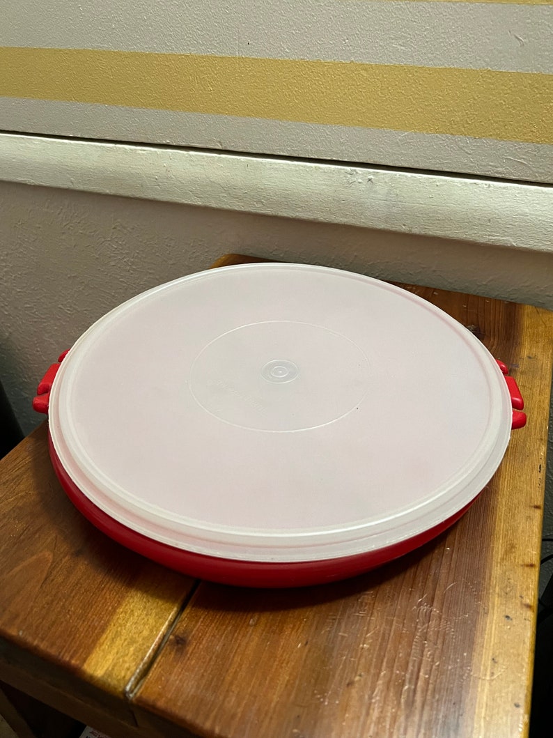 Vintage Tupperware Pie Carrier - Etsy