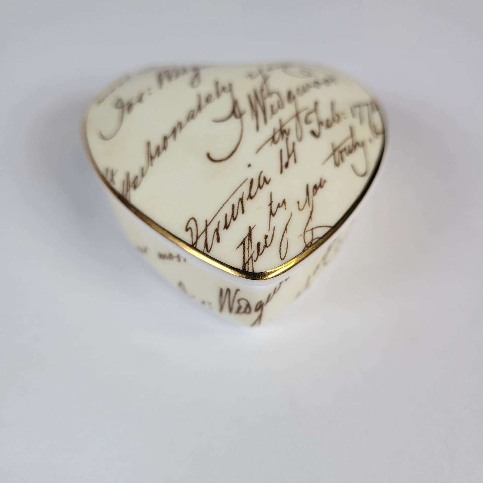 Vtg Wedgwood Heart-shaped Trinket Box Script BICENTENARY Josiah ...