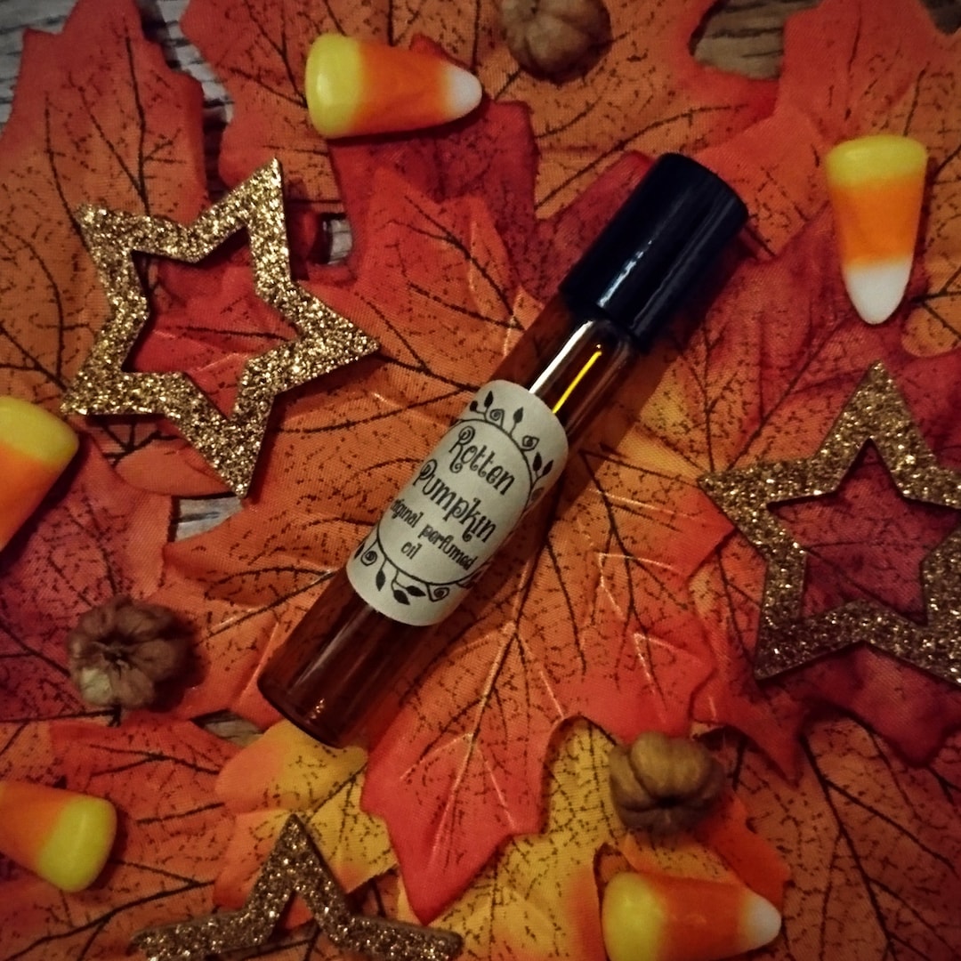 Rotten Pumpkin Original Perfumed Oil - Smoky Charred Gourds Patchouli ...