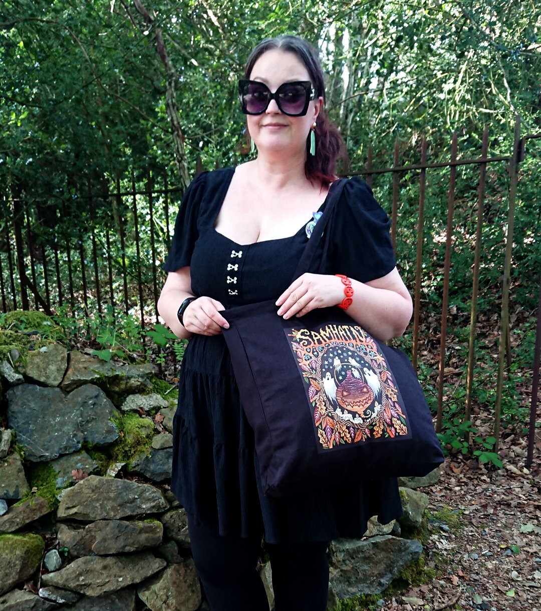 Samhain XL Tote Bag - Spooky Halloween Turnip Jack-o-lantern Extra ...