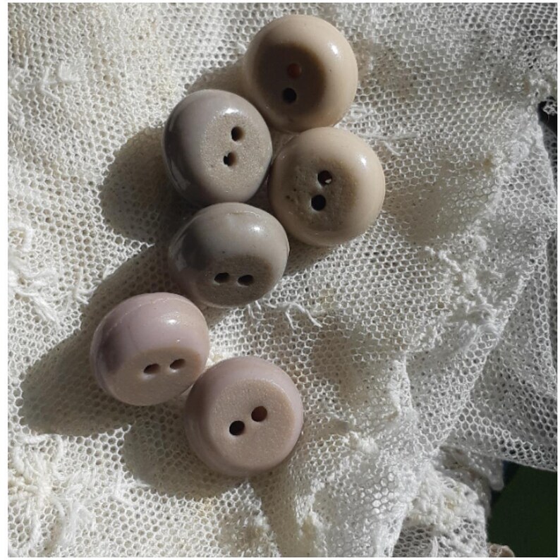 19th Century One Hole Porcelain Buttons #sophieladydeparis - Etsy