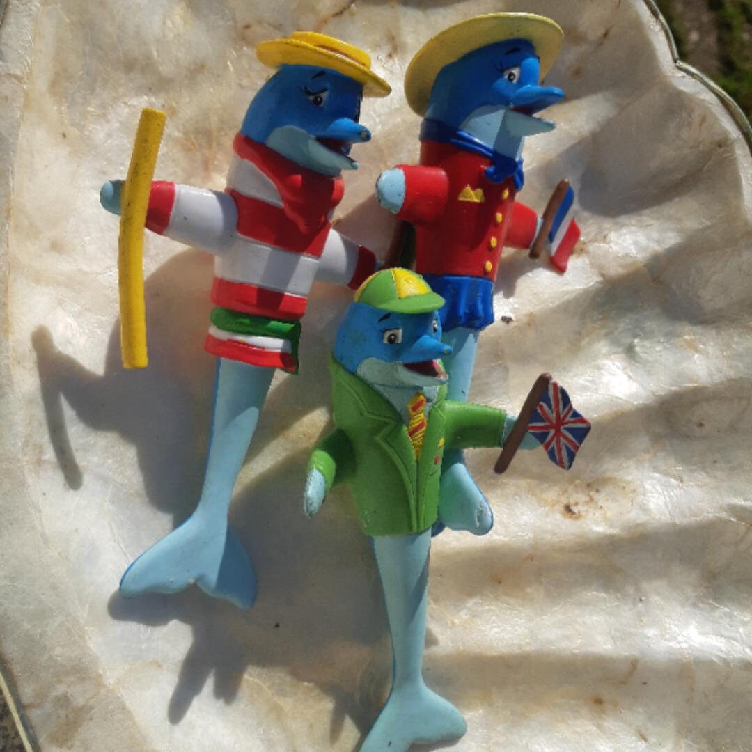 3 Dolphin Pvc Figurines - Dolfi Novotel Paris - France, Italy, United ...