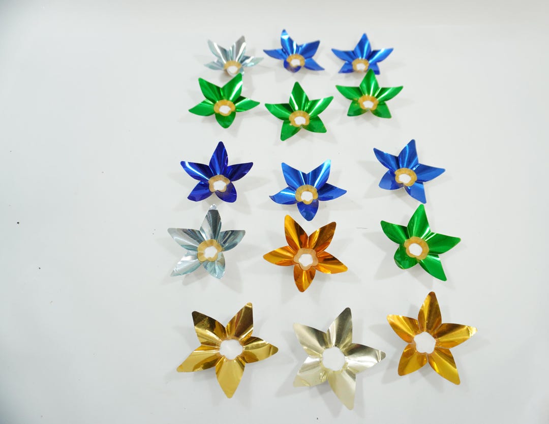 Vintage Foil Reflectors, Christmas Tree Decor, Mid Century Foil ...