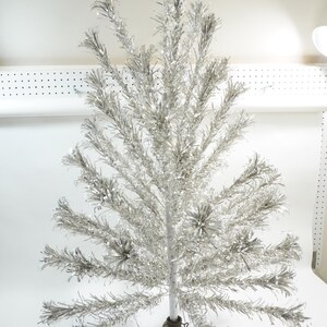 Artificial Tree, Vintage Aluminum Tree, Xmas Tree, Indoor Silver Tinsel ...