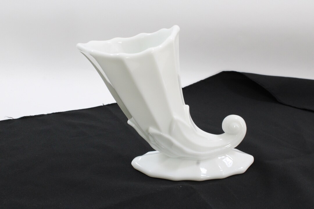 Milk Glass Vase, White Milk Glass Vase, Cornucopia Shaped, Goat's Horn ...