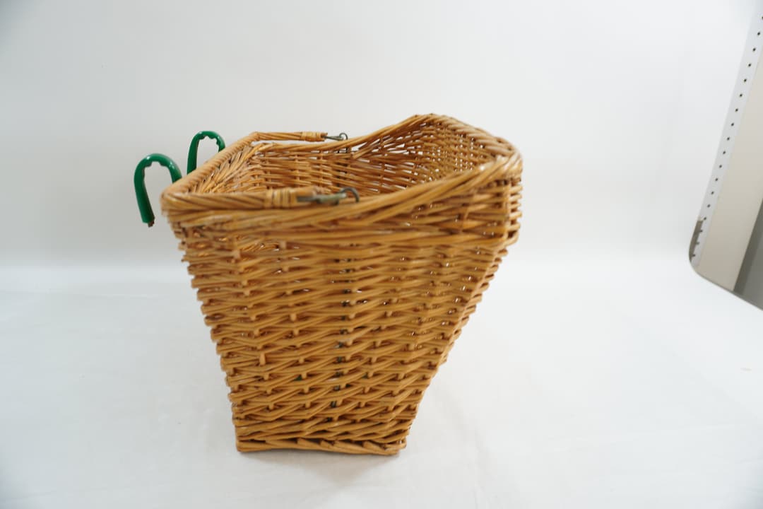 Vintage Bike Basket, Hanging Basket, Flat Back Basket for Bike ...