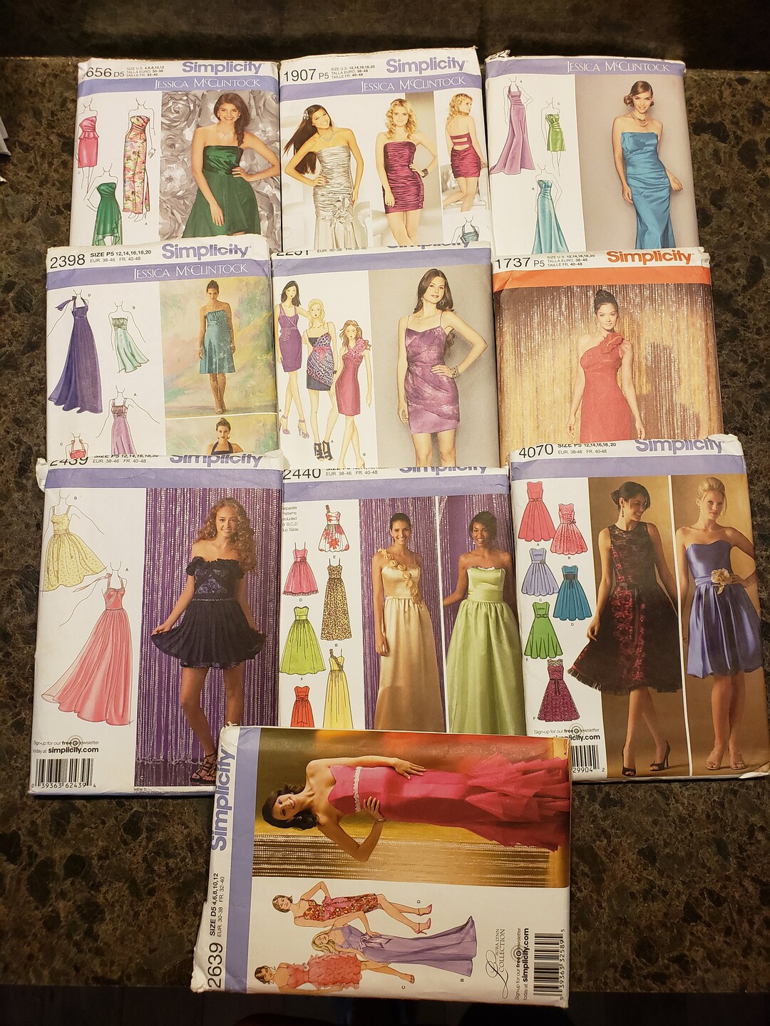 Choice of NEW Simplicity Uncut Pattern One of 1656, 1737, 1907, 2251 ...