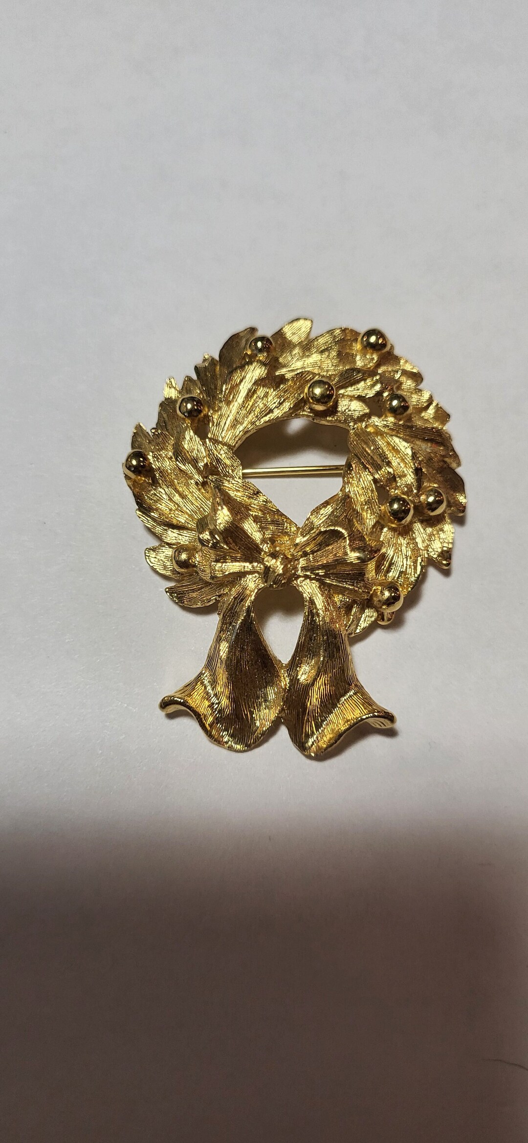 Napier Gold Christmas Wreath Pin - Etsy