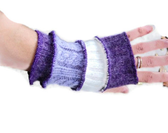 Violet Snow Arm Warmers in Wool - Etsy