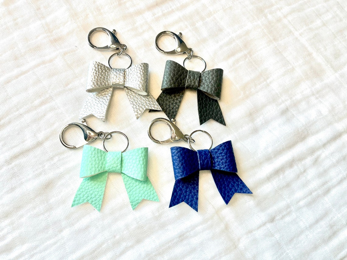 Bow Keychain, Faux Leather Bow Keychain, Gifts for Her - Etsy