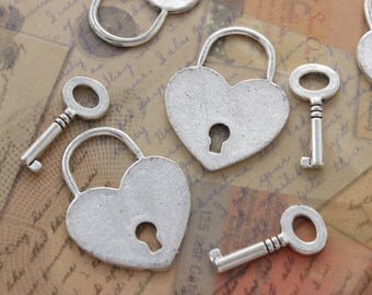 Heart skeleton key | Etsy