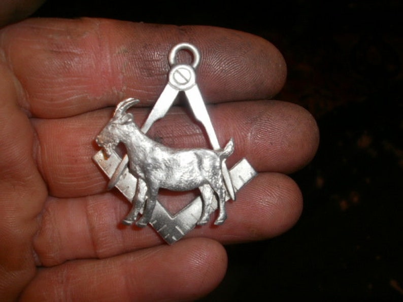 Freemason Riding the Goat Masonic Zipper Pull Pendant Keychain | Etsy