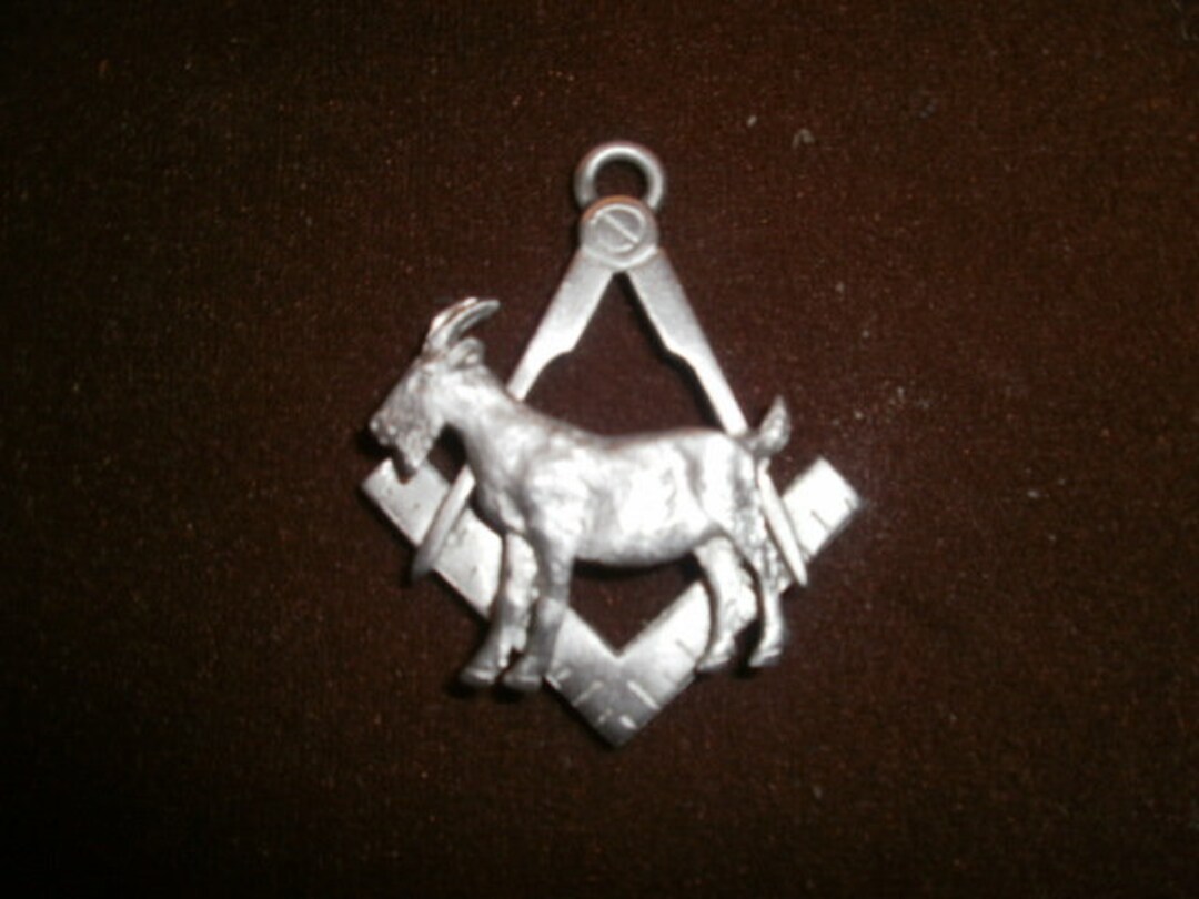 Freemason Riding the Goat Masonic Zipper Pull Pendant Keychain Widows ...