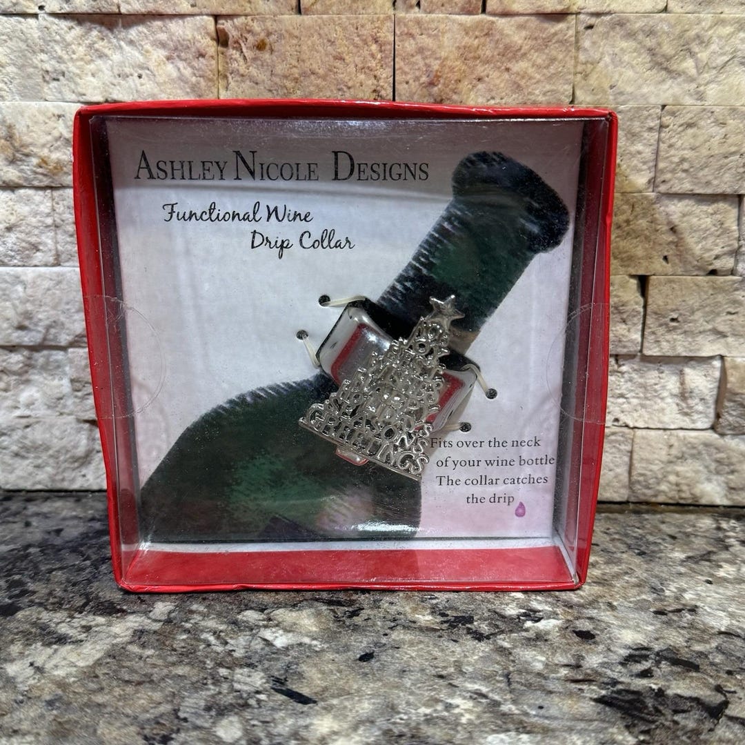 Ashley Nicole Designs Christmas Tree Functional Wine Drip Collar-new ...