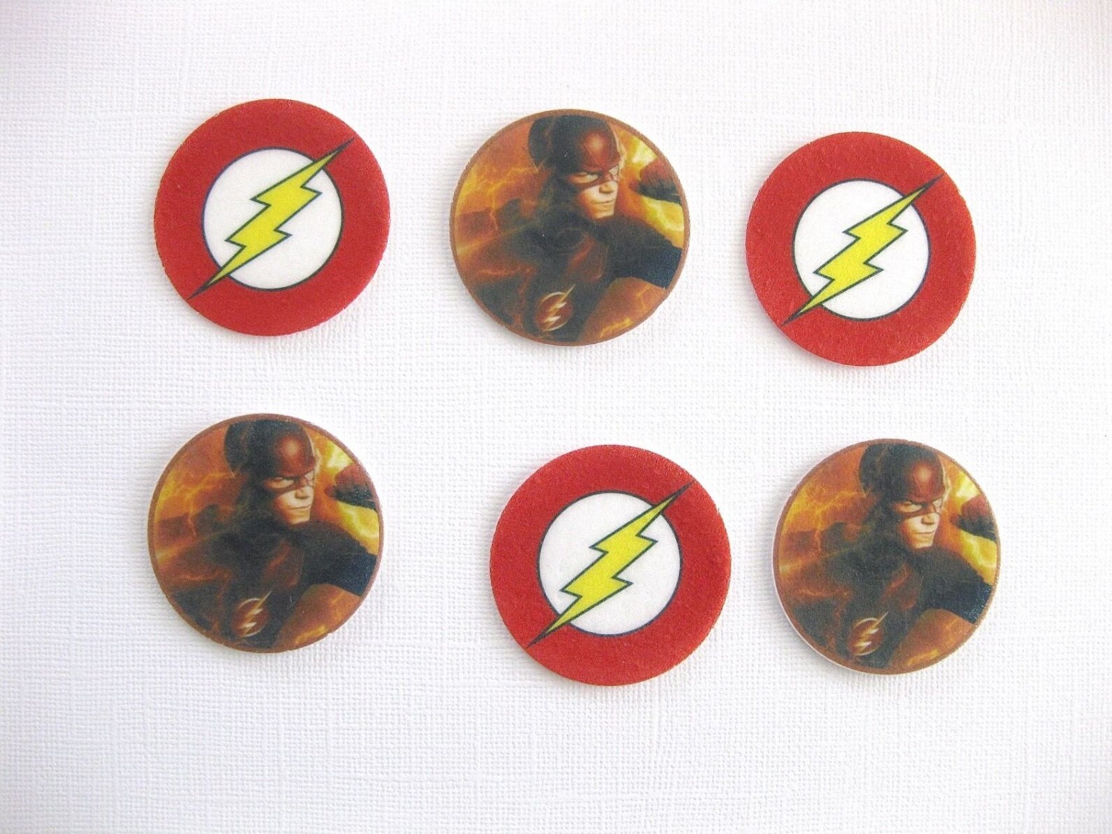 12 PRE CUT the Flash Superhero EDIBLE Rice Wafer Paper Card - Etsy