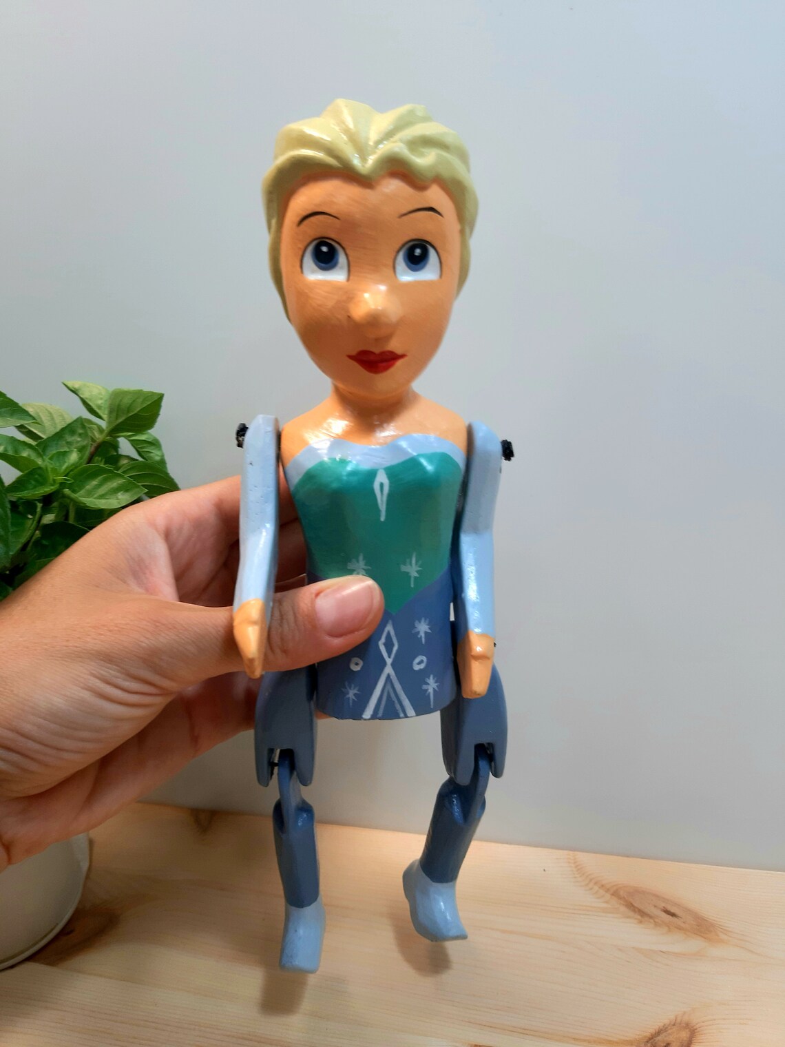 Wooden Elsa Frozen Toy Hand Painted Elsa Frozen Puppet - Etsy UK