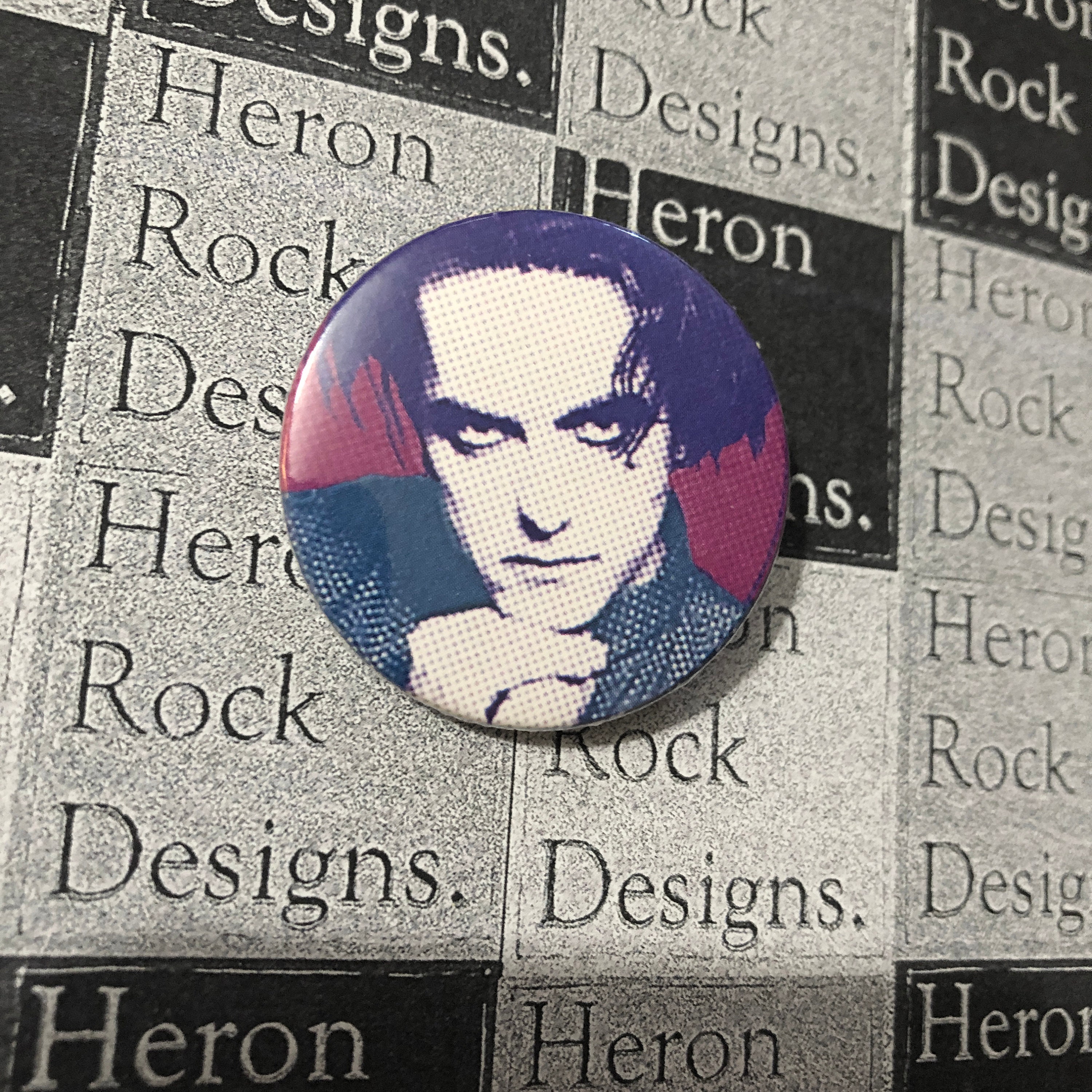 ROBERT SMITH THE CURE 1980S INSPIRED BUTTON PIN BADGE ￡0.99 ...